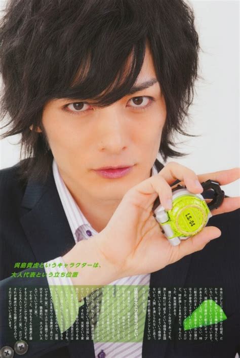 33歳のイケメン俳優・久保田悠来は仮面ライダー鎧武でメロン役！？｜エントピ Entertainment Topics
