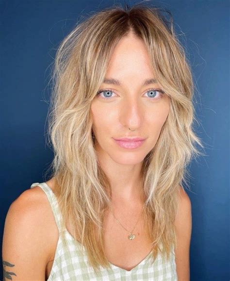 30 Haircuts For Big Foreheads To Inspire Your Next Look Hair Adviser