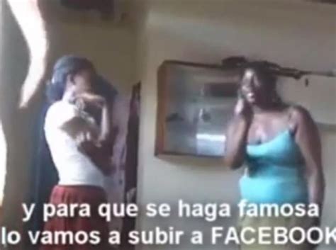 Madre Castiga A Su Hija Por Subir Fotos Atrevidas A Facebook Imagen Radio