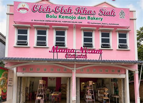 Mama Nizam Jadi Pilihan Favorit Oleh Oleh Khas Siak