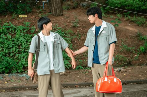 보도자료 쿠팡플레이 시리즈 소년시대 혼돈의 삼각관계부터 진짜 아산 백호의 귀환 담은 긴장백배 56화 예고편 공개 쿠팡 뉴스룸