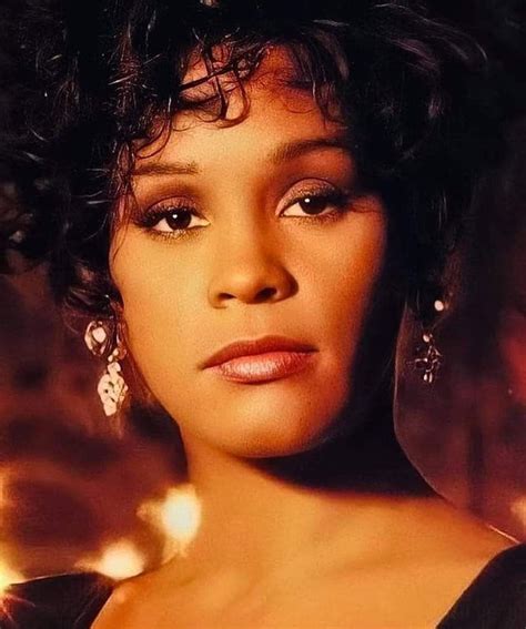 Pin By Steve Vassi On Whitney 🤎 Whitney Houston Pictures Whitney