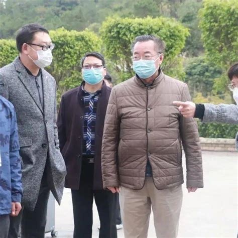 作家美文 返校 林伟健作品征稿启事平台