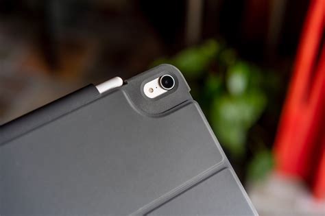 Review The New Logitech Slim Folio Pro Zeipad