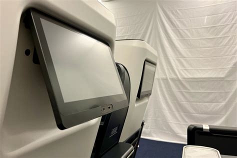First Look Deltas Snazzy New First Class Recliners That Are Raising
