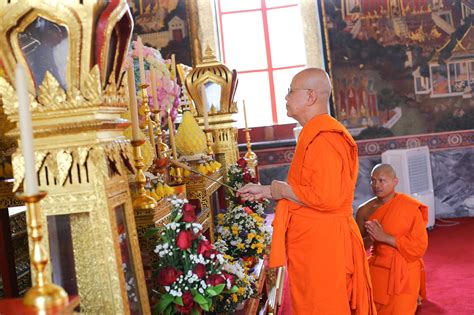 พระสงฆ์ลงอุโบสถ ฟังพระปาฏิโมกข์ ณ วัดสระเกศราชวรมหาวิหาร Facebook