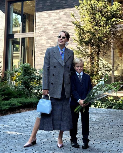 Чьи дети в этом году пошли в школу