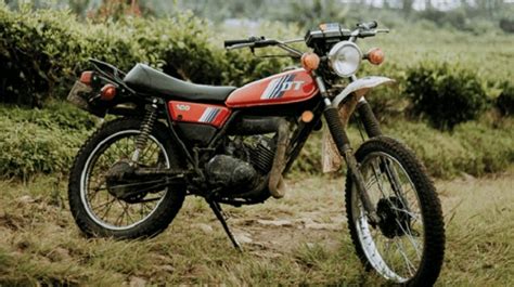 Ditawar Puluhan Juta, Pemuda Ini Ogah Lepas Motor Legendaris Yamaha DT ...