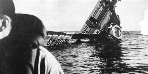 Crash Of A Boeing 377 Stratocruiser 10 29 Into The Pacific Ocean