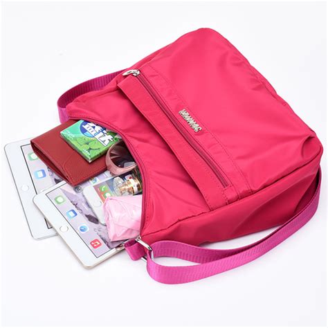 Women Front Pocket Light Shoulder Bags Outdoor Waterproof Crossbody Ba
