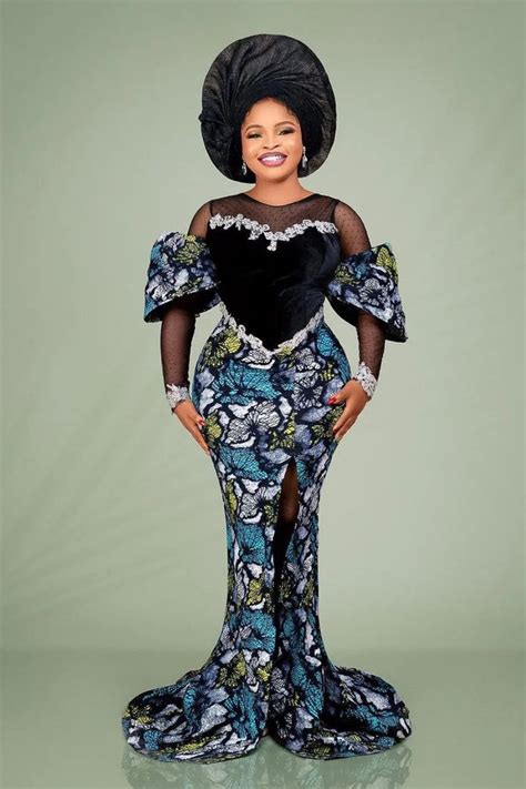 Latest Matured And Beautiful Ankara Long Gown Styles For All Occasion