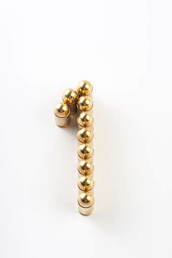생각하기도 만든 9 Mm 카트리지 흰색 배경의 0명에 대한 스톡 사진 및 기타 이미지 0명 2015년 Ak 47 소총