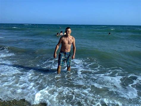 Man 41 Years Old Looking To Have Sex With Two Lesbians In Cork