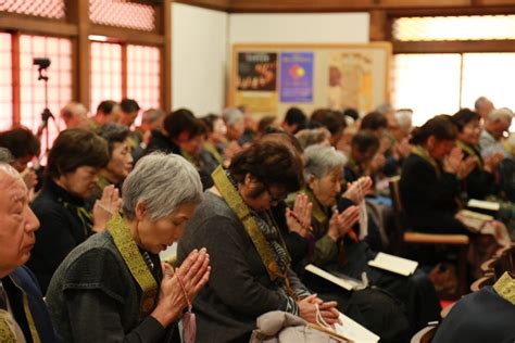 報恩講二日目です 河野 善超寺