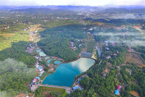 点亮乡村振兴新地标 龙山塘美丽屋场艺术小镇即将出圈 湖南民生网