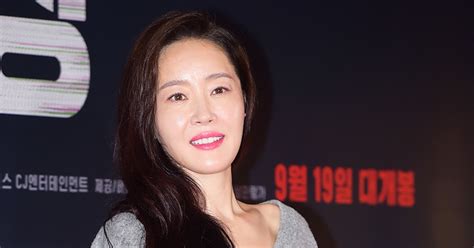 엑s Hd포토 엄지원 애교 가득 미소