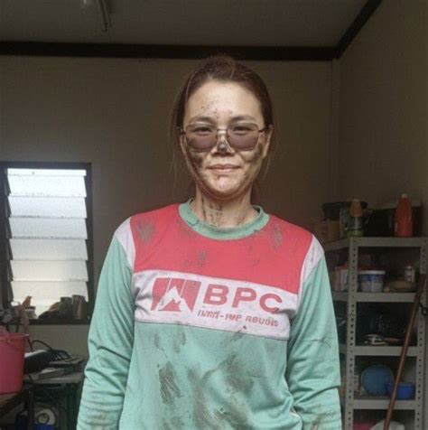 มะระ 😁เข้าสวนพอดีเจอมะขาทอ่อนกำลังพอกินส้มเลย😂ว่าจะเก็บไปตำแซ่บๆสักหร่อยครับ ภาพนิ่ง สร้าง