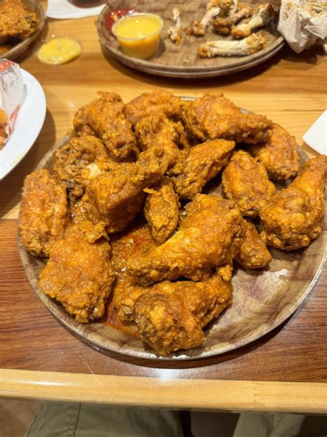 Awesome Hooters Wings R Wings