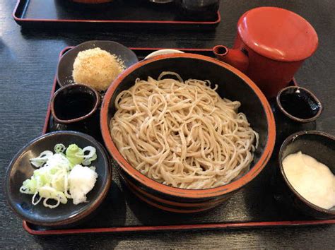 信州蕎麦の草笛で、くるみ蕎麦（草笛セット）