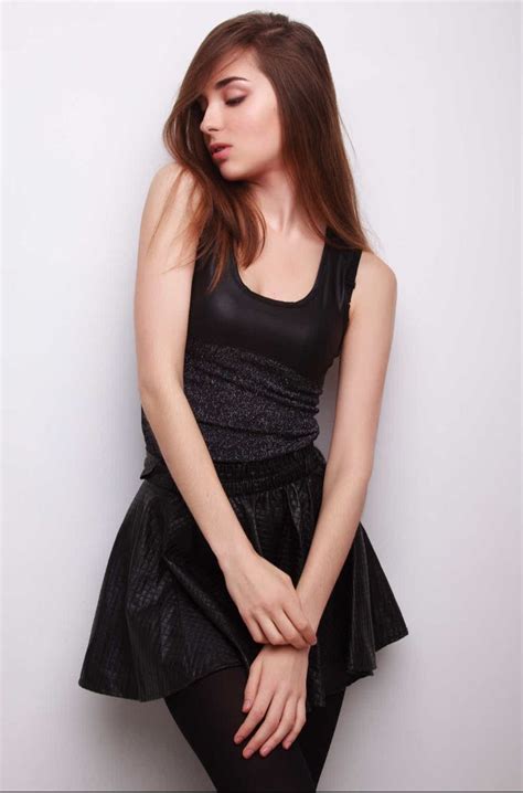 Model Test Photos Of Women Beautiful Women Female Beauty Outfits Dresses Portraits Vestidos