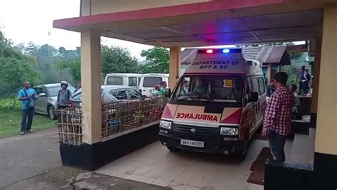 Clash At Assam Meghalaya Border 2 Injured Northeast Live