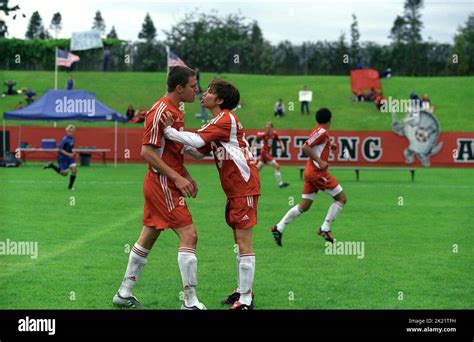 CHANNING TATUM AMANDA BYNES SHE S THE MAN 2006 Stock Photo Alamy