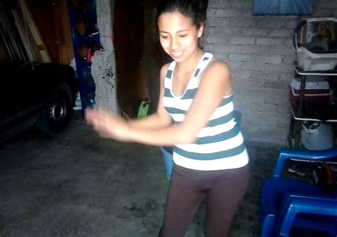 Mi Prima Pagando Su Apuesta Youtube