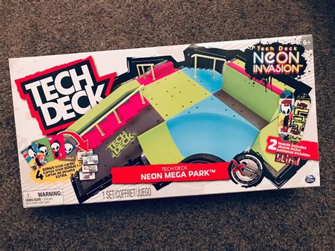 TECH DECK Neon Mega Park X Connect Creator Glow In The Dark