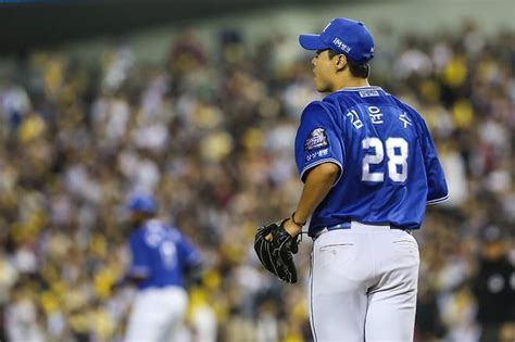 이름도 등번호도 바꾼 삼성 김윤수 팔꿈치 통증으로 캠프 조기 귀국