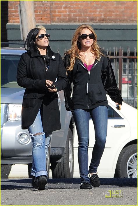 Miley Cyrus Goes Undercover In New Orleans Photo 397630 Photo