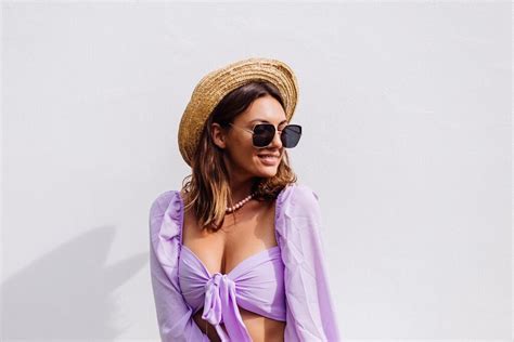 Of Pearl Necklaces And Trendy Outfits Six Ways To Style Jd Institute