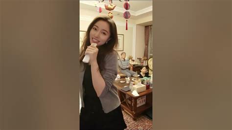 不是我吹，家庭地位高不高看遥控器掌握在谁手中就知道了 Youtube