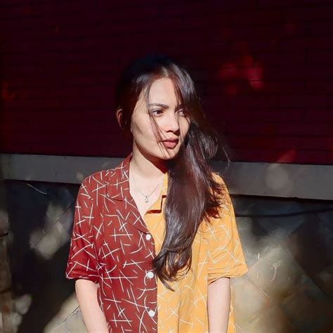 Latest Photos And News Of Rosnita Putri The Actress Of Entin In The Tv