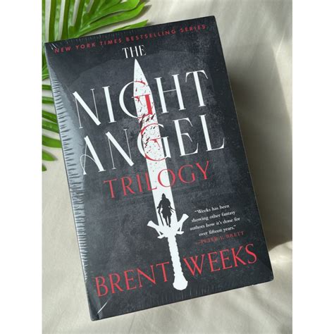 นิยายภาษาอังกฤษ The Night Angel Trilogy มีตำหนิ พร้อมส่ง ปกอ่อน