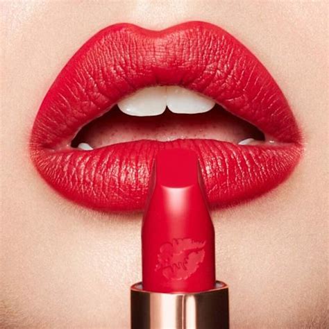30 Off Hot Lips 2 In Patsy Red Charlotte Tilbury
