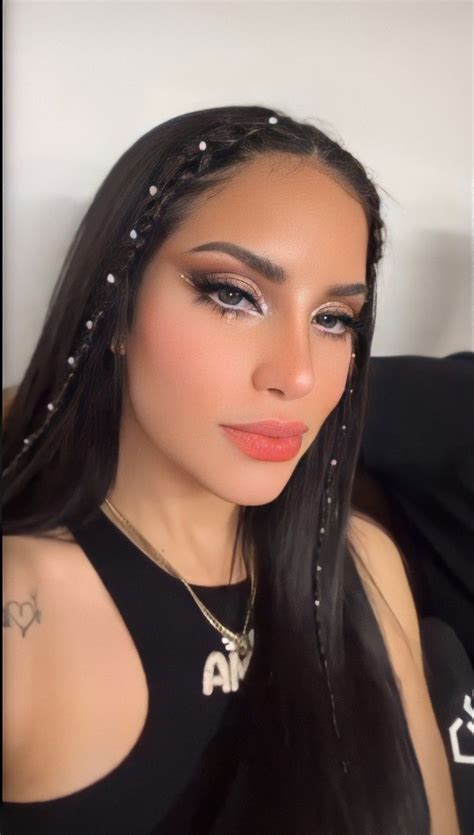 Pin De Klbebe En Guardado Rápido Peinado Con Ligas Peinados Estilo