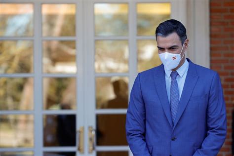 El CIS De Tezanos Dice Que El PSOE Sube Y Mantiene Al PP A Siete Puntos