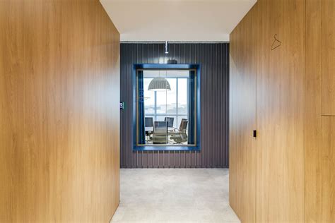 Servier — Vector Mais