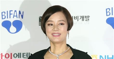 Bifan 레드카펫 밟은 배우 장미희