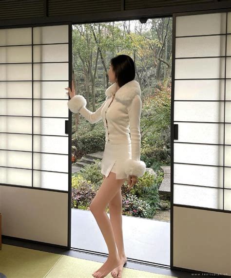 性感长腿美女高级气质名媛范写真图片大全2配图网