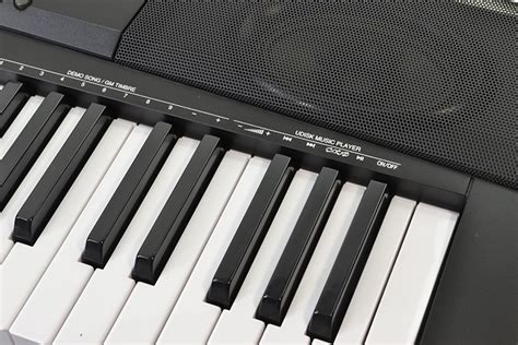 88 Key Electronic Keyboard With Touch Sensitive Keys By Bryce Music Electronic Keyboards