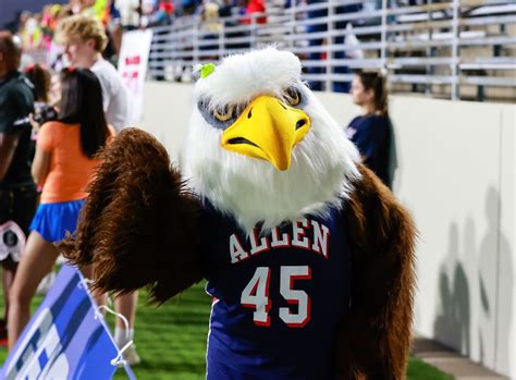 Jackson Arnold Shines As Denton Guyer Beats Allen Improves To 8 0