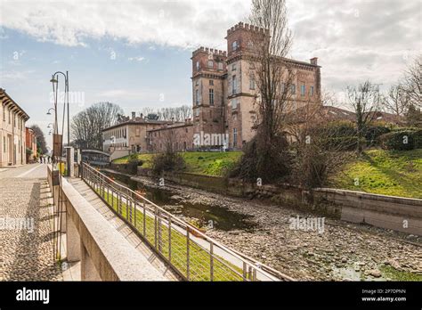 Robecco Sul Naviglio Milano Vista Naviglio Grande In Secca Vista Palazzo Archinto Stock Photo