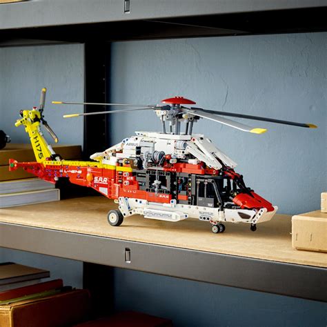 LEGO Technic Airbus H Rescue Helicopter Motorized Rotors Winch And Landing Gear