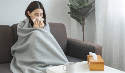 Common Cold First Symptoms And How To Manage Them