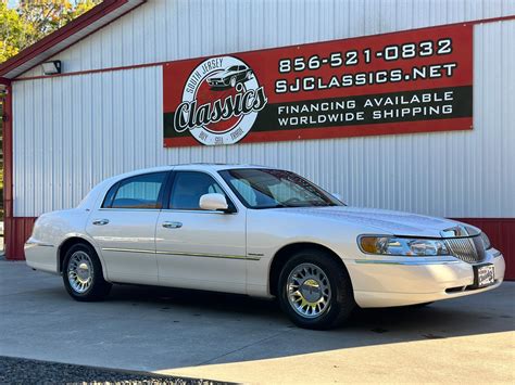 Lincoln Town Car 2001