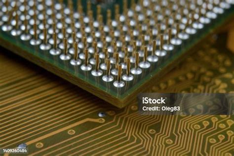 Mikroprosesor Pada Latar Belakang Sirkuit Mikro Motherboard Foto Stok