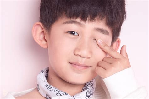 童星 梁新展粉红人生写真集