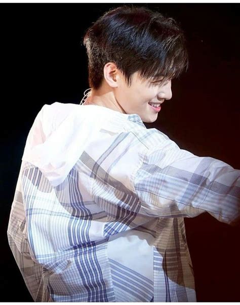 ปักพินในบอร์ด Cha Enu Woo ชาอึนอู แฟนหนุ่ม ดวงดาว