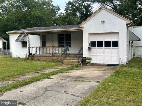Maryam Nassiri Listing Agent At Collini Real Estate Llc
